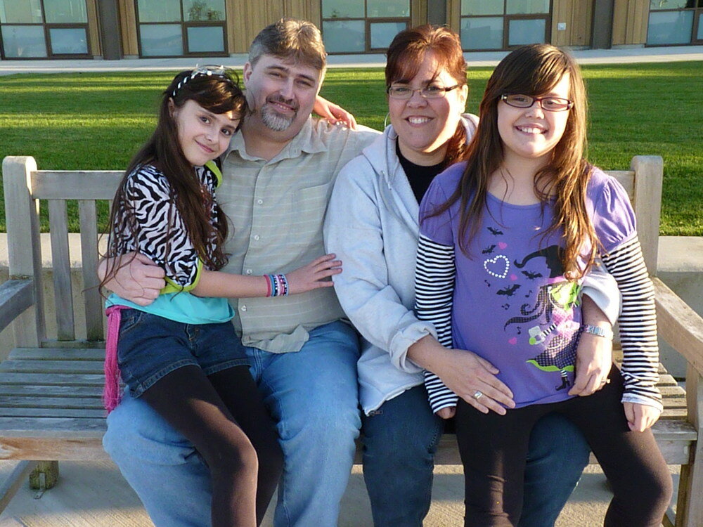 Young daughters help save father with CPR - Mill Creek Beacon