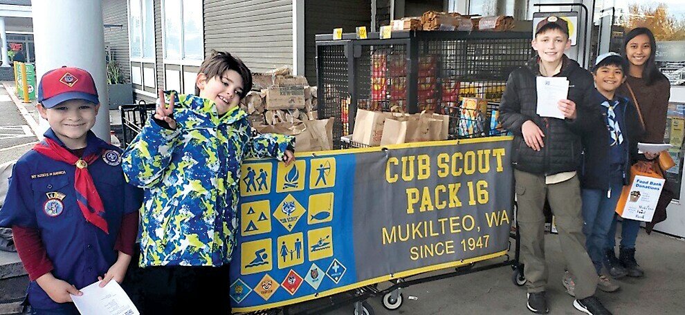 Cub Scouts collect food for food bank - Mukilteo Beacon