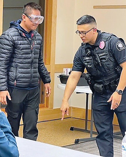 Building trust between police and the community - Mukilteo Beacon Building trust between police and the community - Mukilteo Beacon