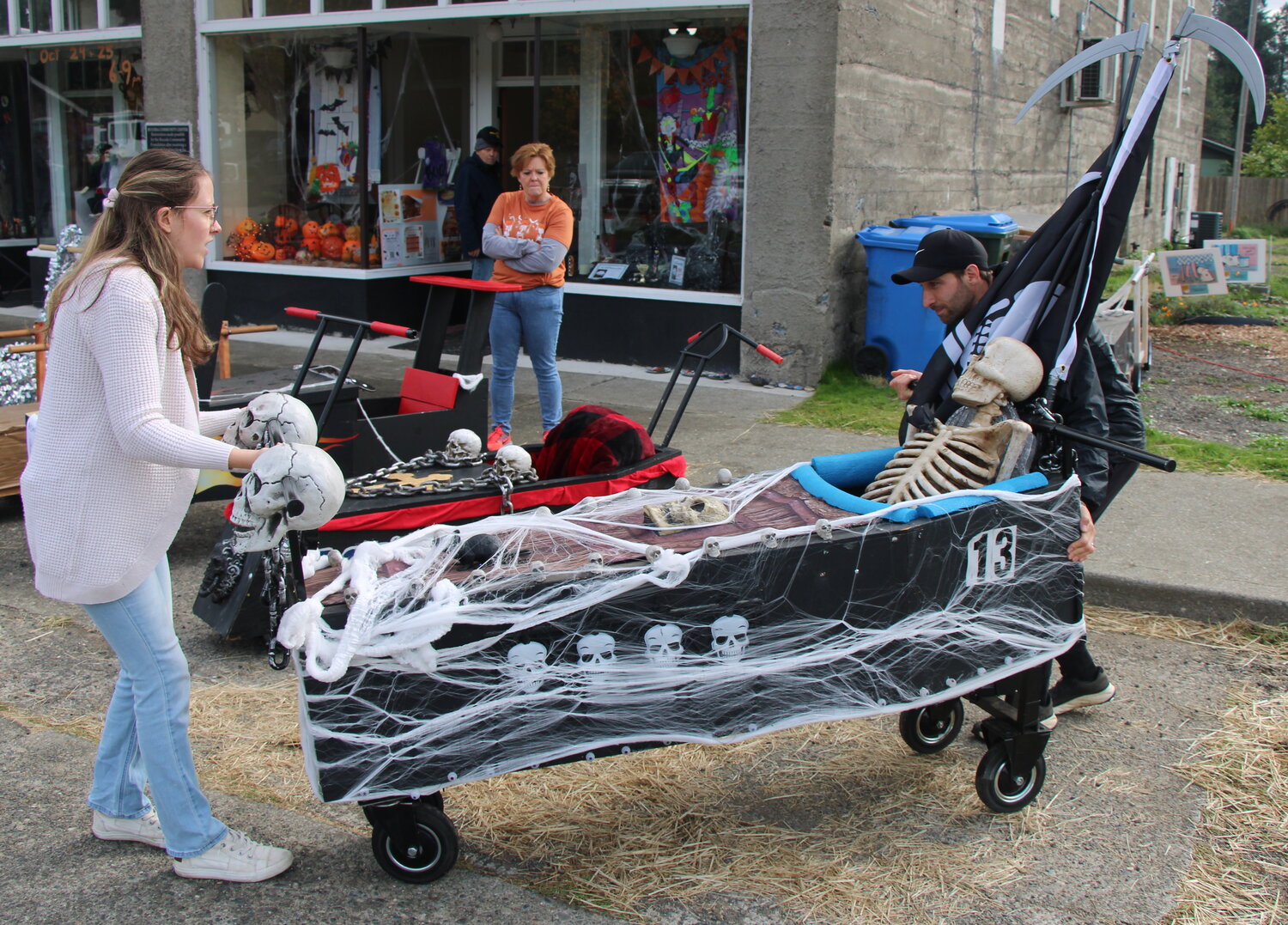 Washington's small town with the largest Halloween spirit - Mill Creek ...