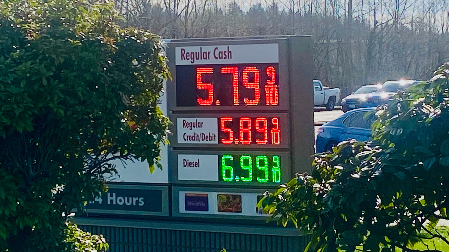 Gas prices spike more than 20% in Snohomish County - Mukilteo Beacon