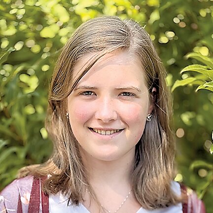 Clair Shipley - Girls Golf - Mukilteo Beacon