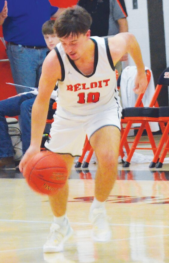 Beloit Trojan boys handle Southeast of Saline Trojans - Beloit Call