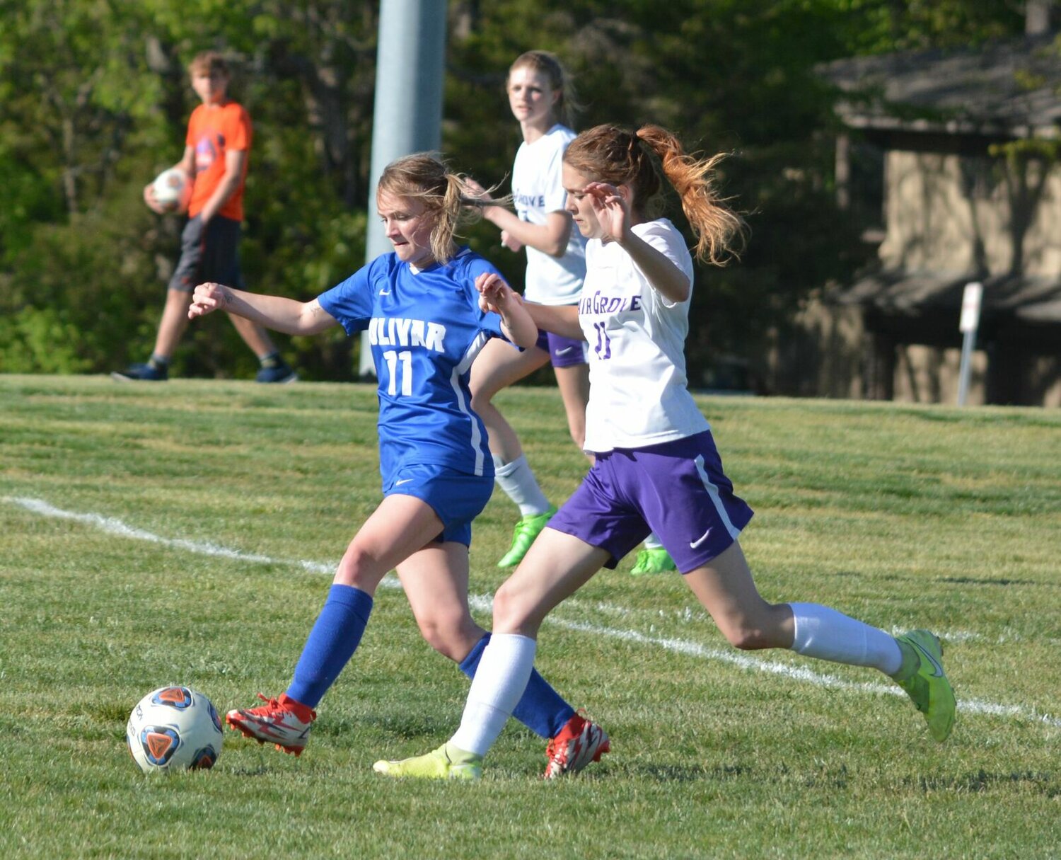 Lady Liberators celebrate senior night victory | Bolivar Herald Free-Press