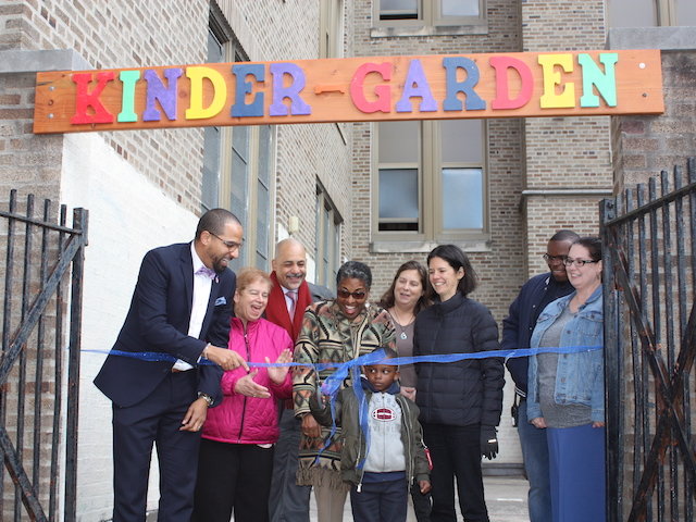 Houston School opens KinderGarden – an outdoor learning environment ...