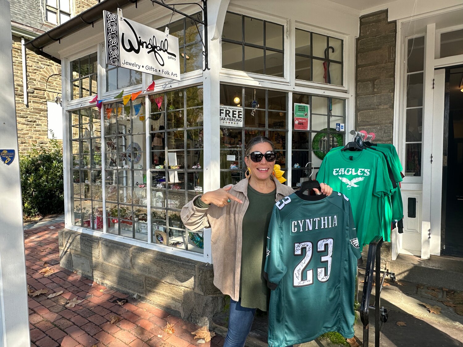Local gallery owner become Eagles social media sensation | The Chestnut ...