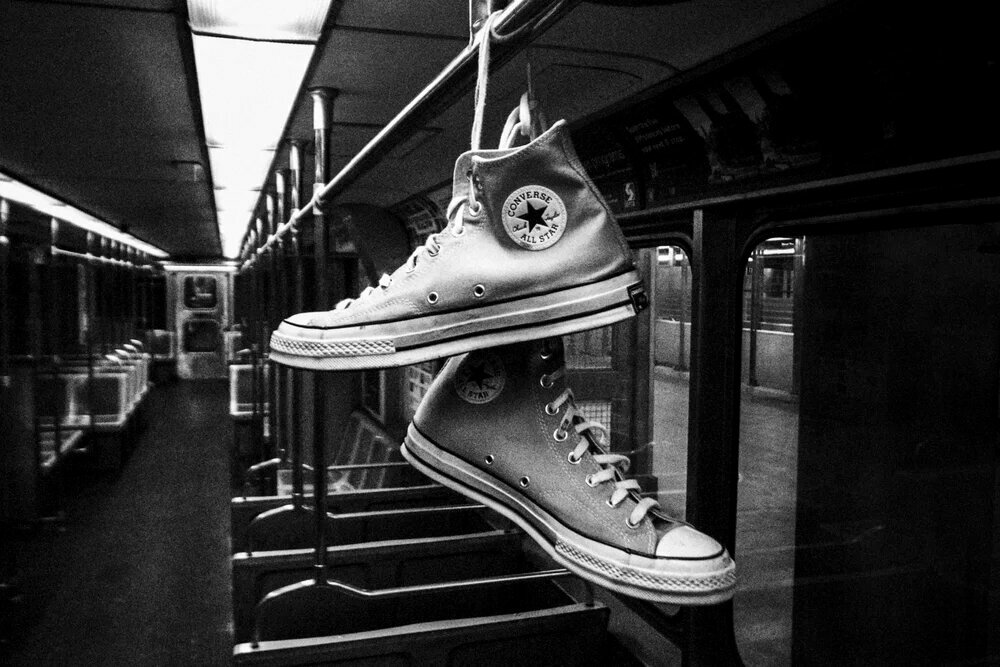 Hiller captures Philadelphia commute in black and white | The Chestnut ...
