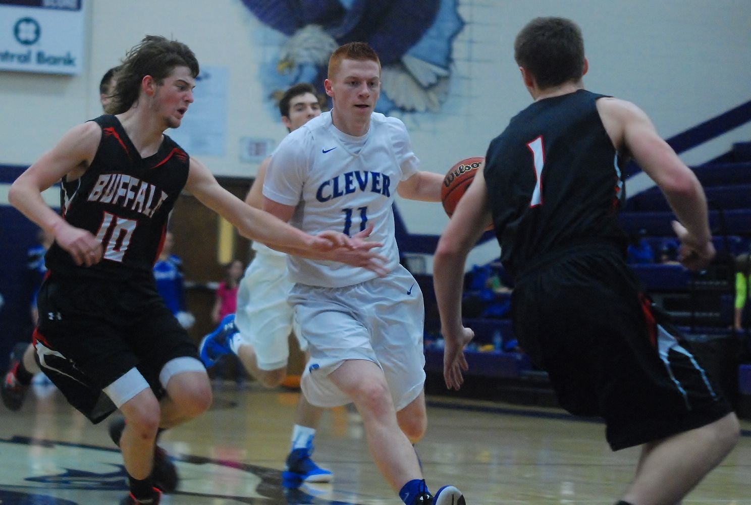 Clever cruises past Buffalo, into District 11 semifinals | Christian ...