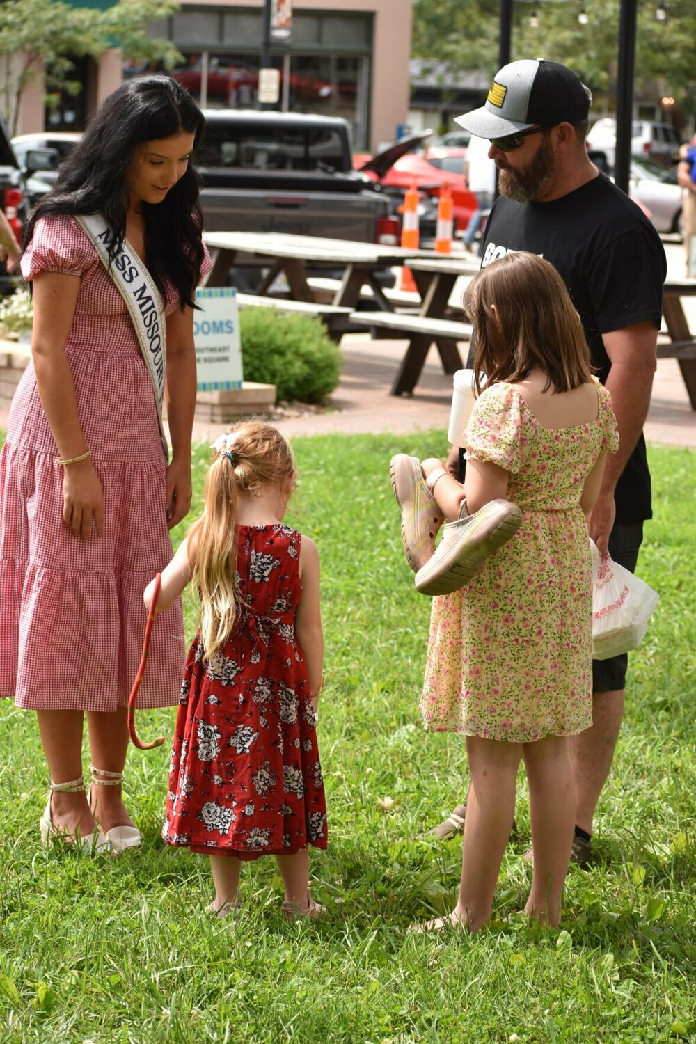 All hail the queen! Mailyn Marsh named 2025 Miss Teen Missouri USA ...