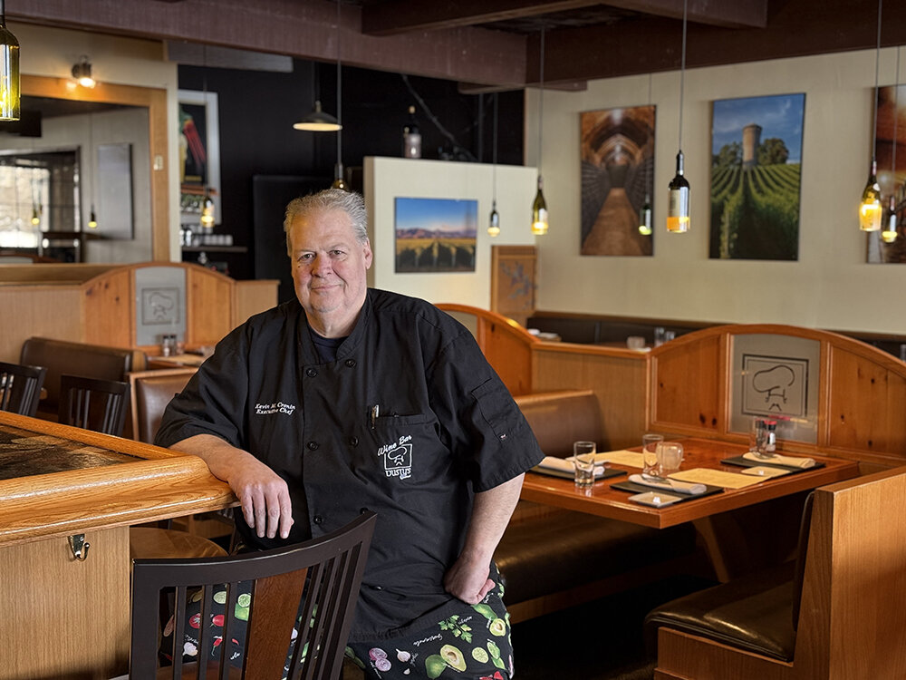 Okemos staple reopens with new menu, familiar chef | City Pulse