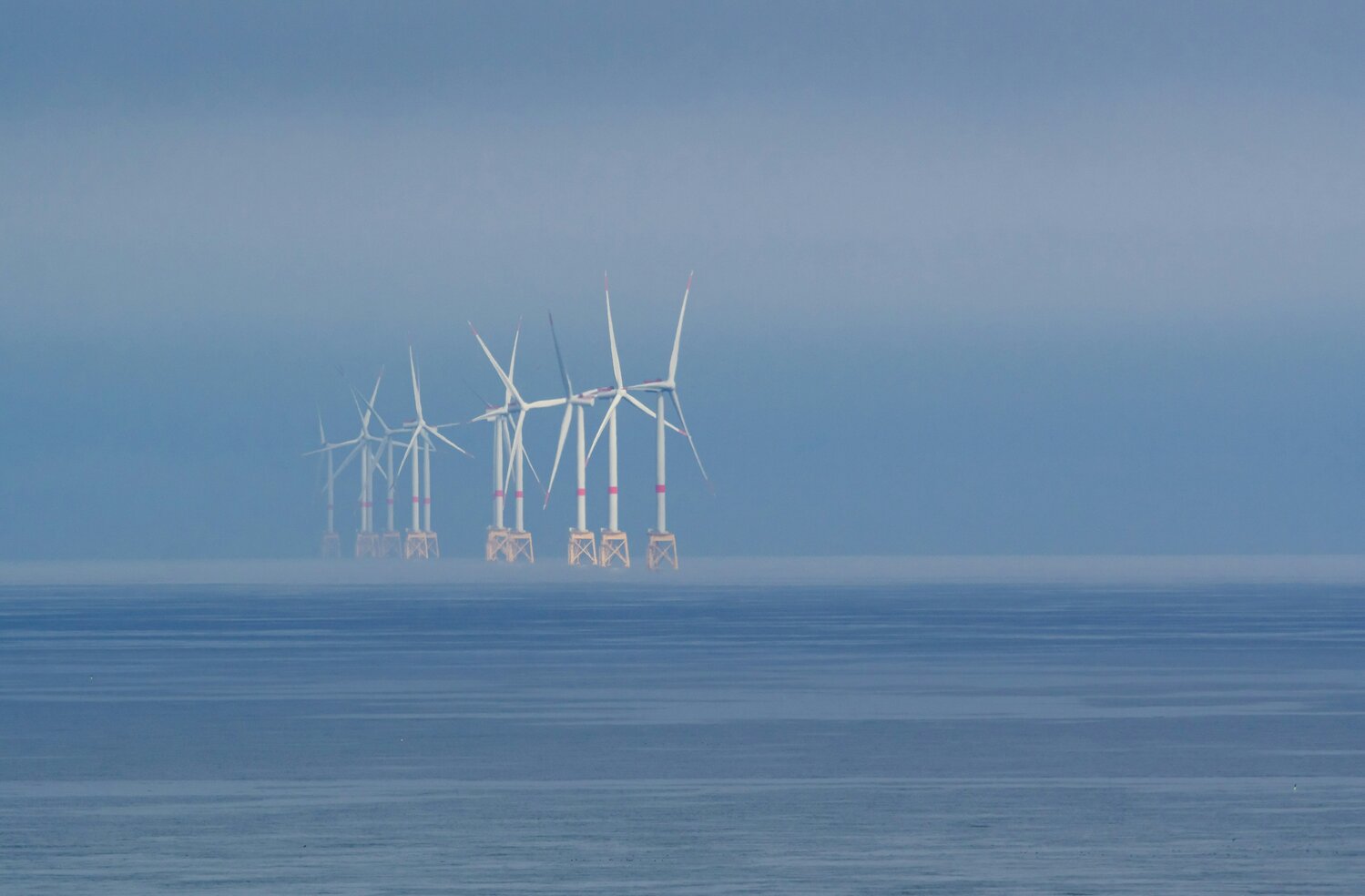 Offshore Wind Platforms Could Host AI Data Centers at Sea - Environment ...