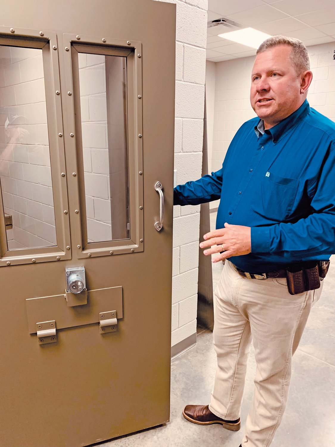 Council members tour new city hall - Harrison Daily