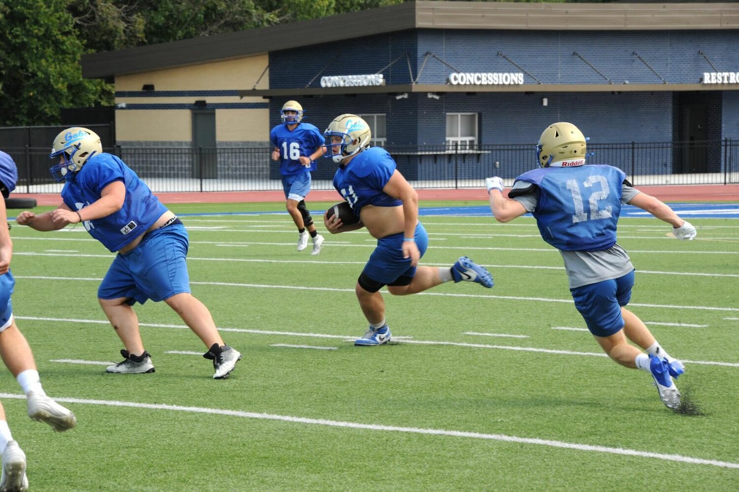Goblins scrimmage on Tuesday night - Harrison Daily