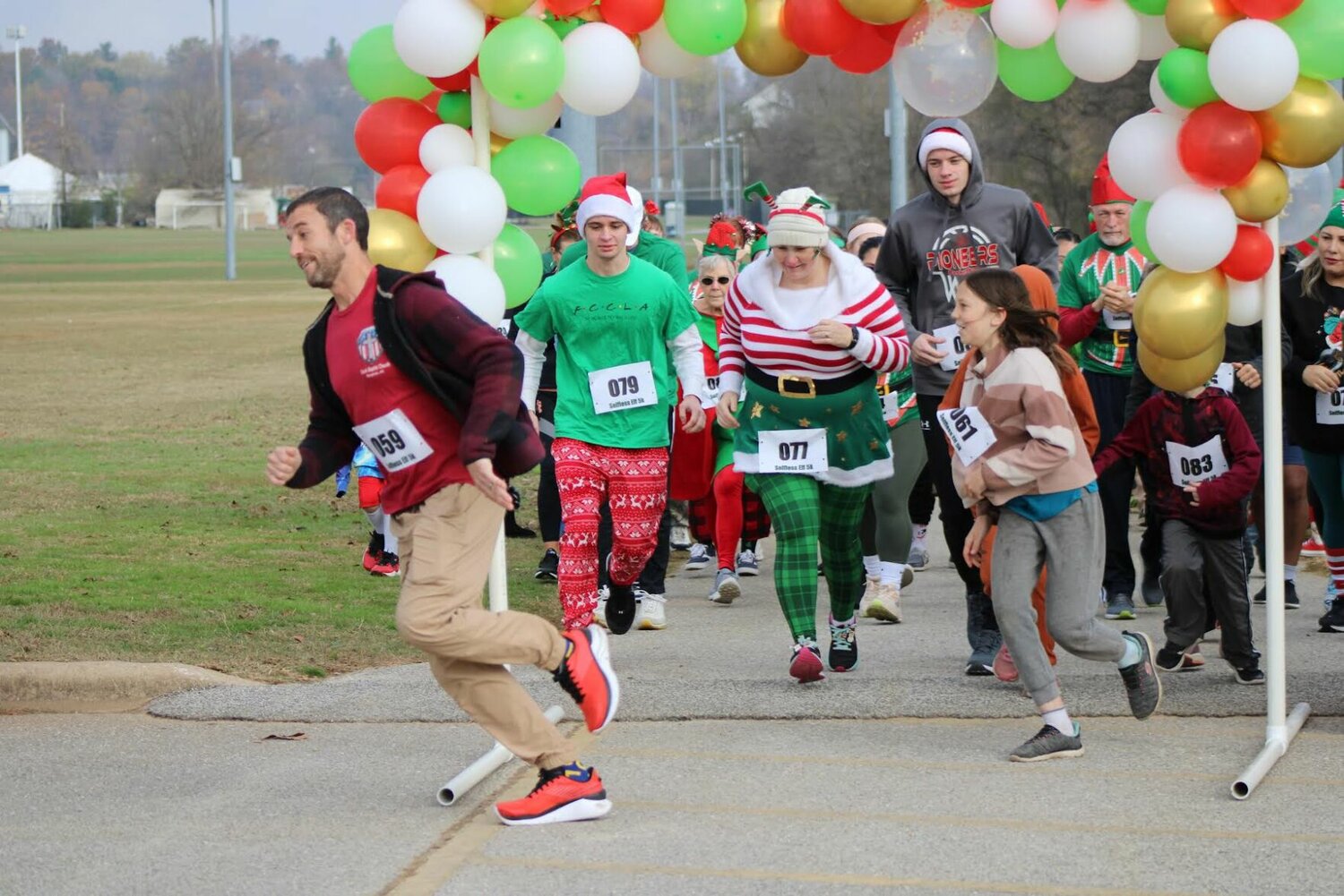 Selfless Elf Toy Drive races through Harrison - Harrison Daily
