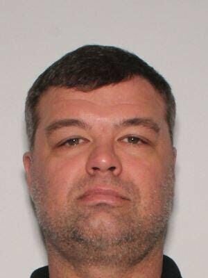 WANTED Gary Lee Dotson - Harrison Daily