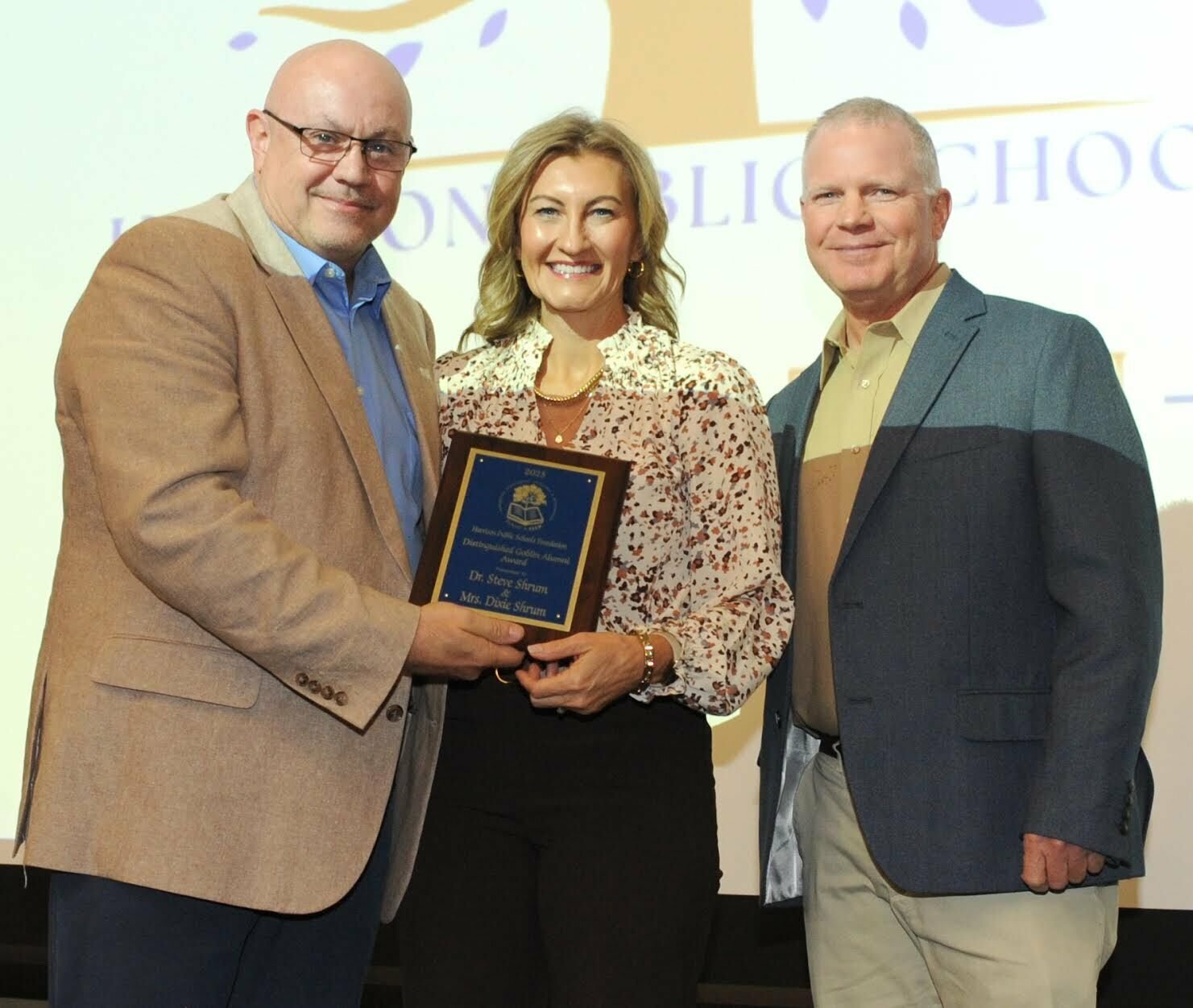Harrison Schools gather to honor distinguished alumni - Harrison Daily