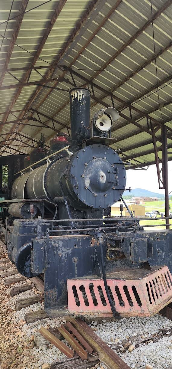 Rusty Wheels Ole Engine Club keeps on turnin' - Harrison Daily