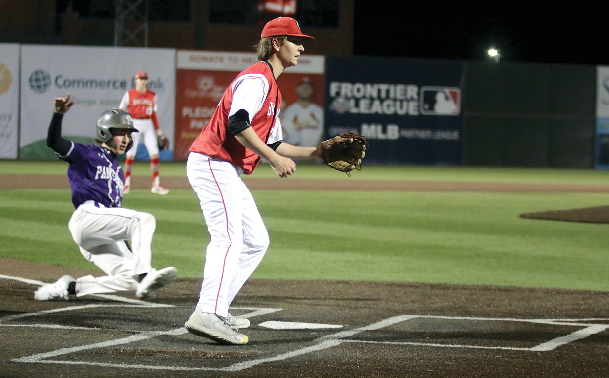 Panthers, Bulldogs Duel At GCS | The Journal-News