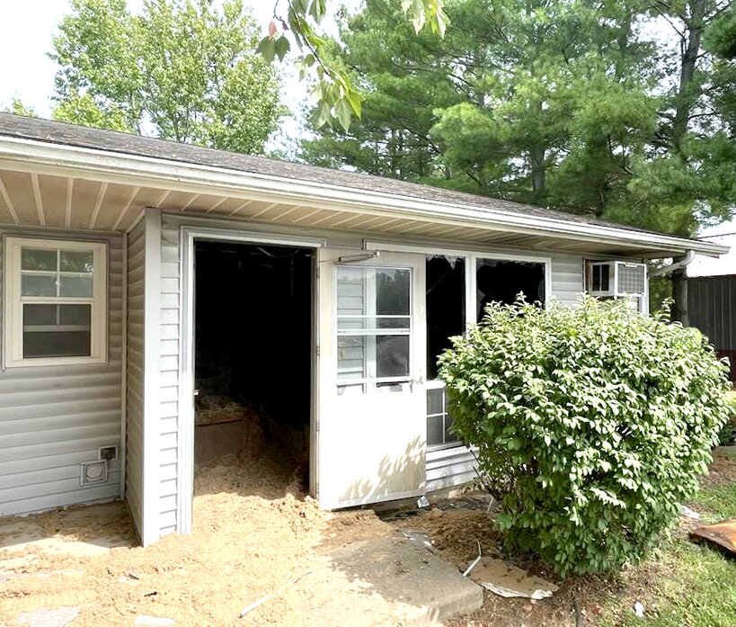 Firefighters Respond To Witt Structure Fire | The Journal-News