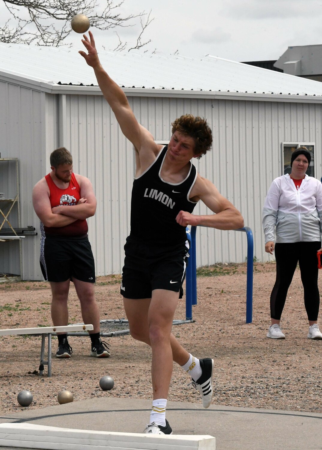 BADGERS SEND 20 ATHLETES TO STATE TRACK MEET - The Leader