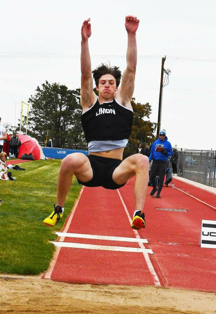 BRONCO STAMPEDE WAS A TOUGH MEET FOR BADGER TRACK - The Leader