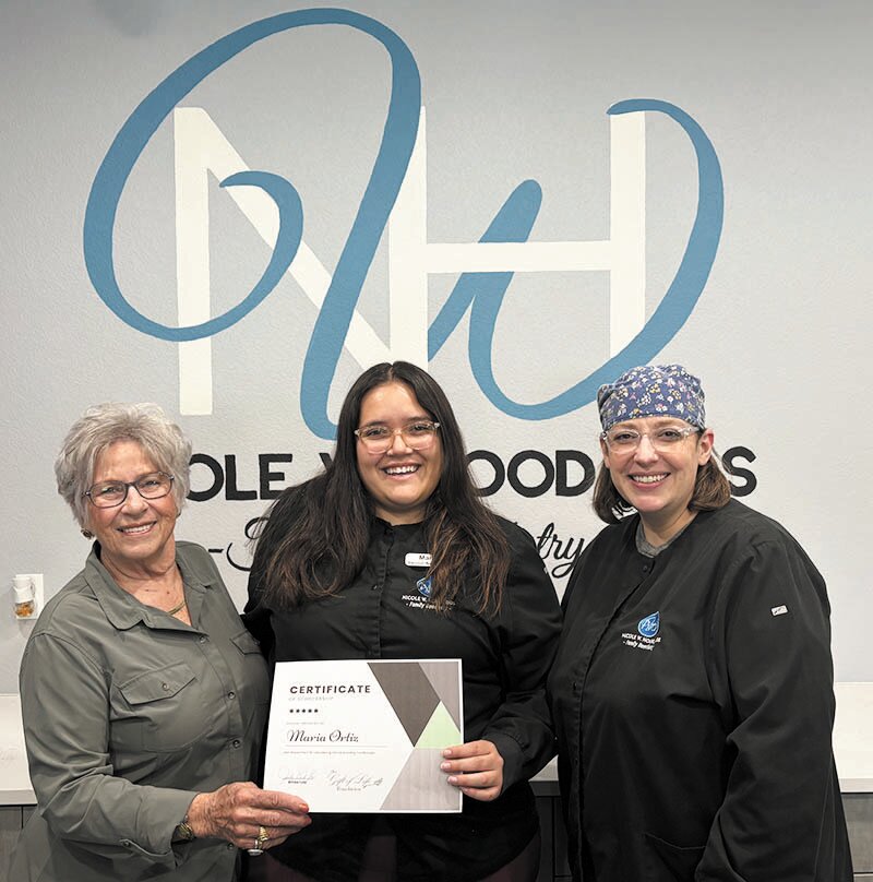 Gift of Life Foundation scholarship awarded to Maria Ortiz - The Leader