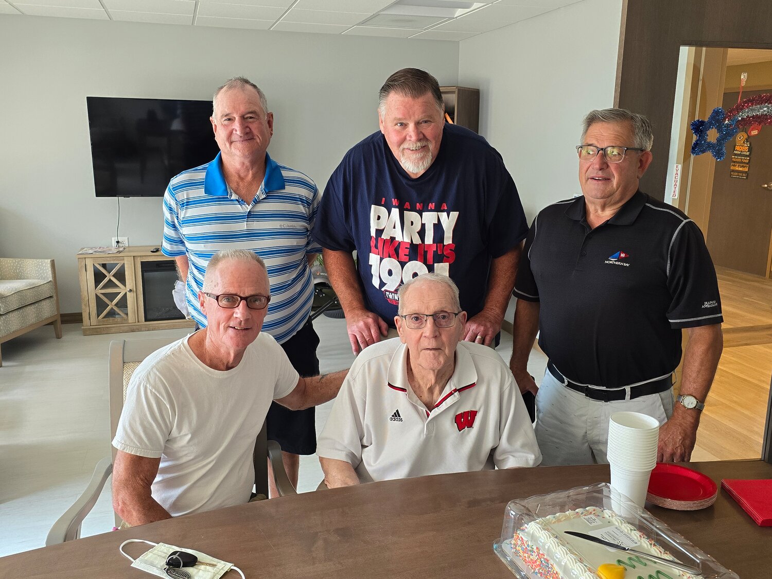 Coach Jim Edwards hosts reunion of Spartans 1974 football players ...