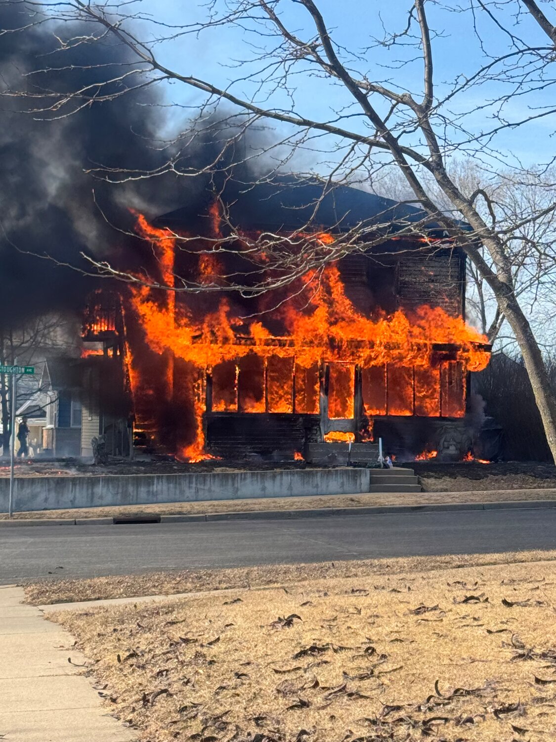 Tragic House Fire in Tomah: Community rallies for family and rescued ...