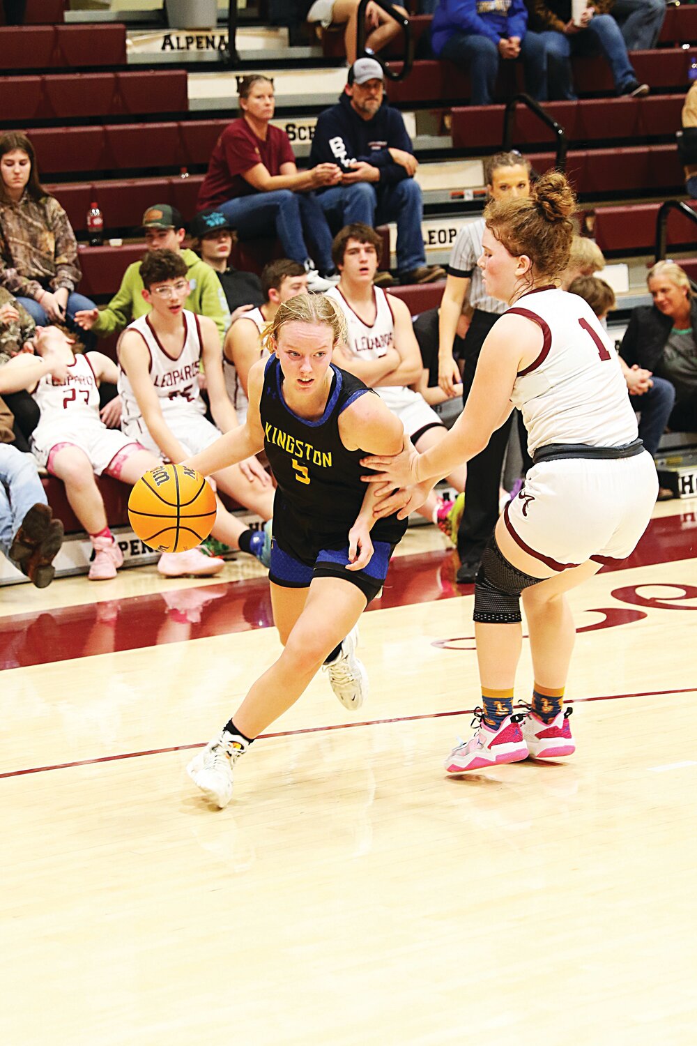 Yellow Jacket seniors participate in NAC tournament - Madison County Record