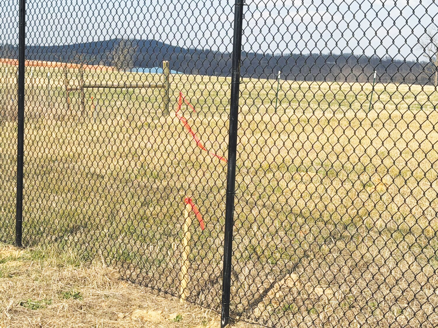 Road and fence for new jail built on Thompson family existing easement ...