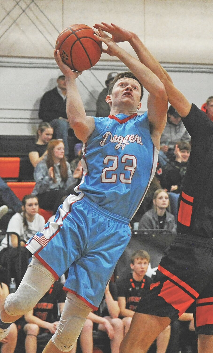 LFL basketball duo honored - Torrington Telegram