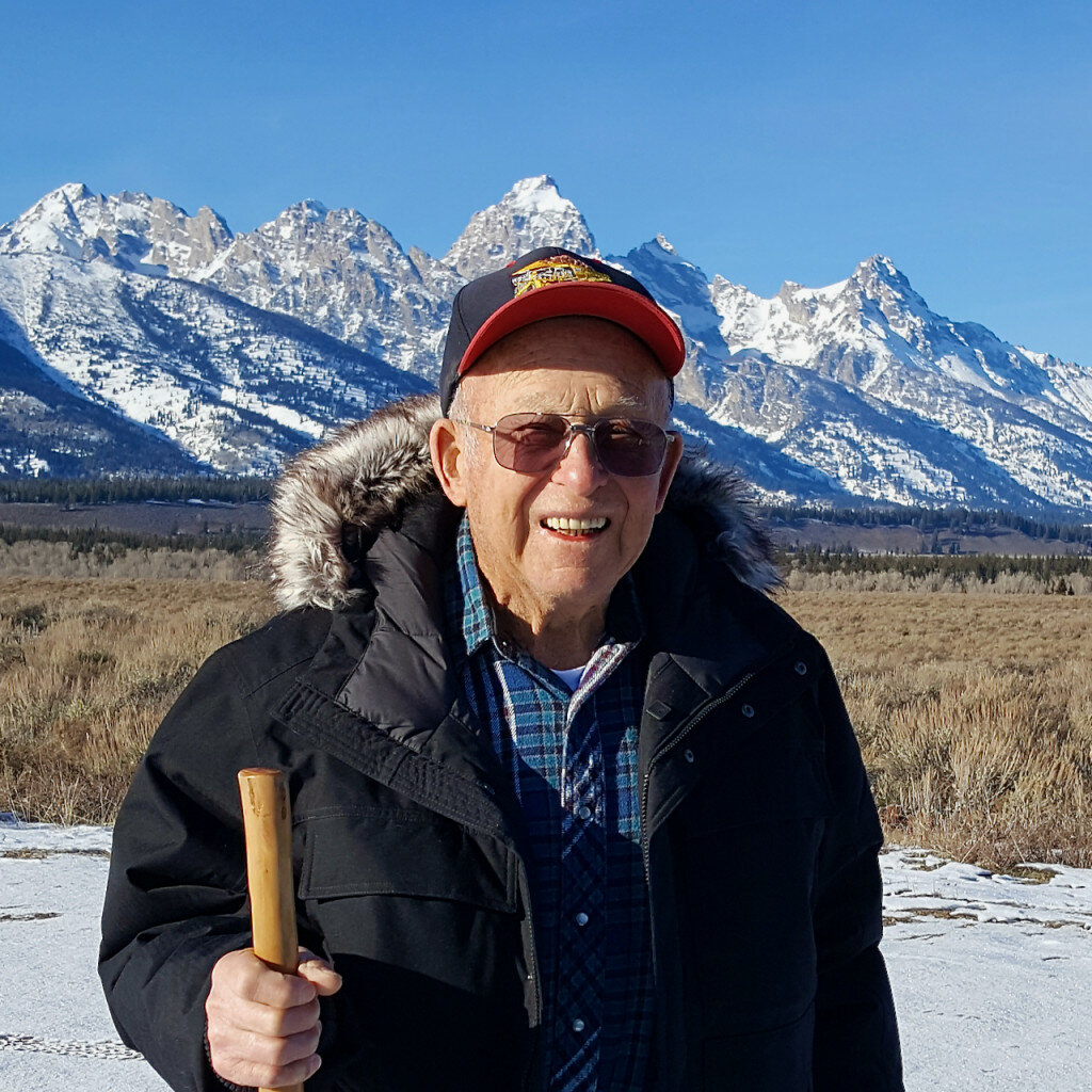 Bob Dew - Pinedale Roundup