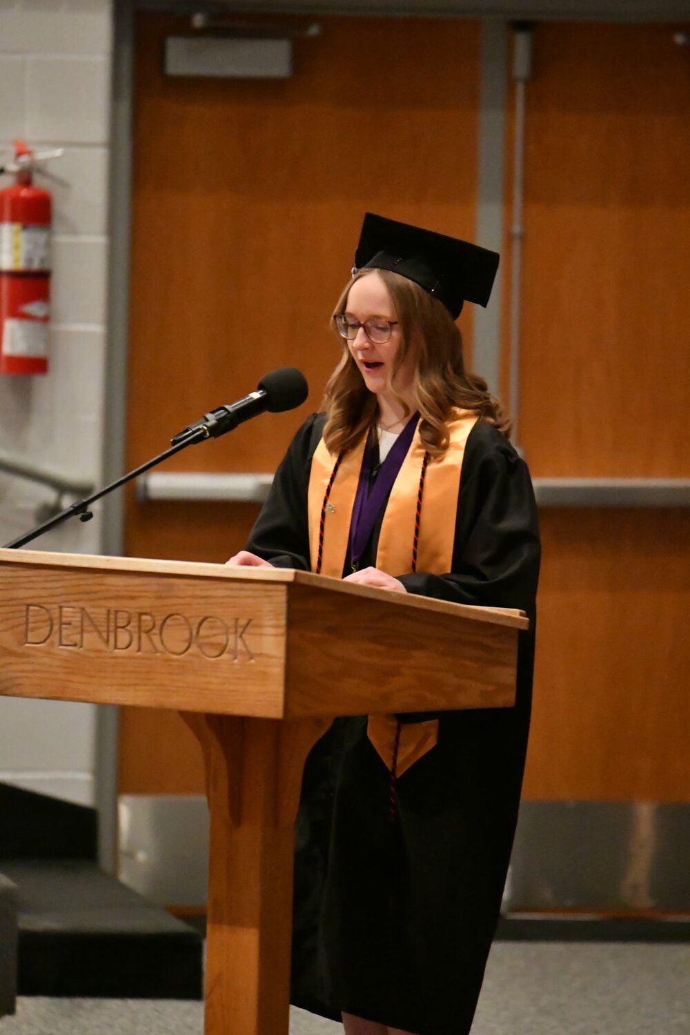 Lessons in resilience and joy take center stage at MVHS graduation ...