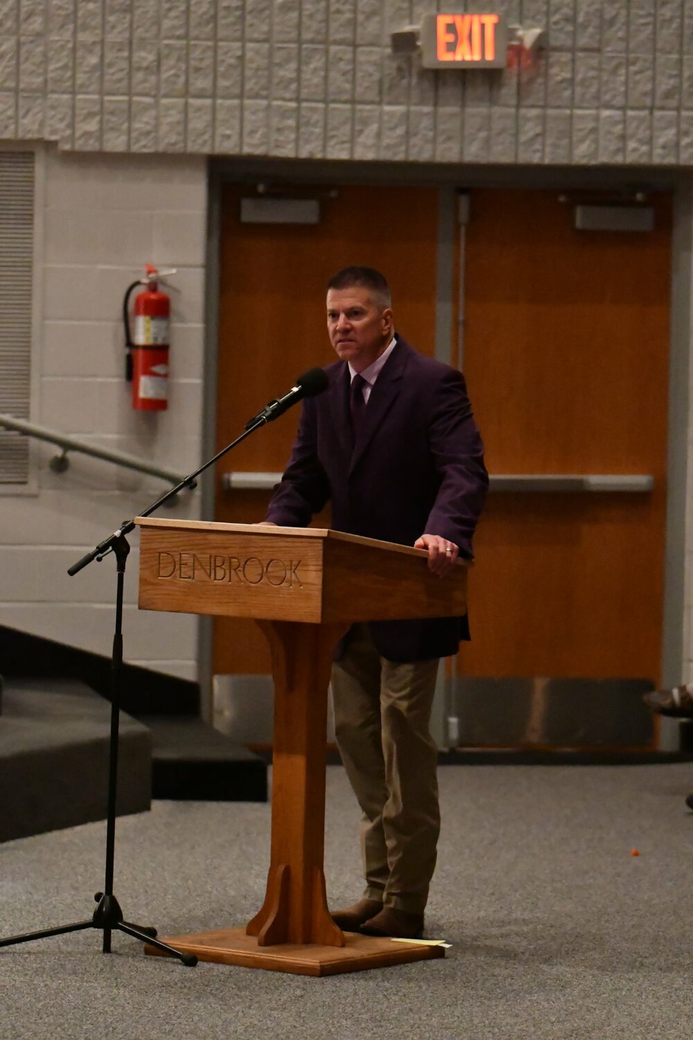 Lessons in resilience and joy take center stage at MVHS graduation ...