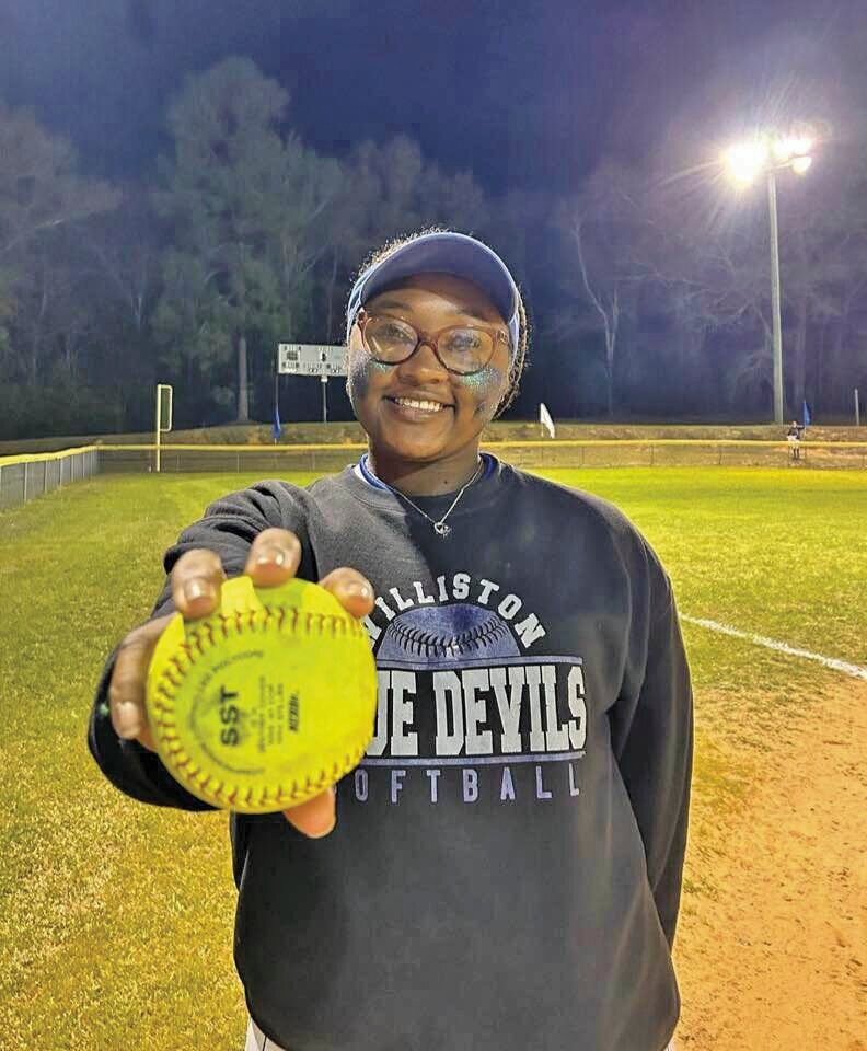 O’Neal hits two home runs for Lady Blue Devils - The People Sentinel