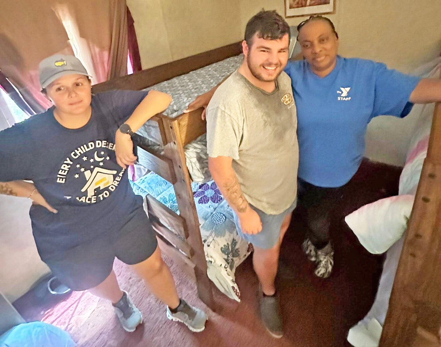 YMCA Duck Dash raises money for ‘A Place to Dream’ - The People Sentinel