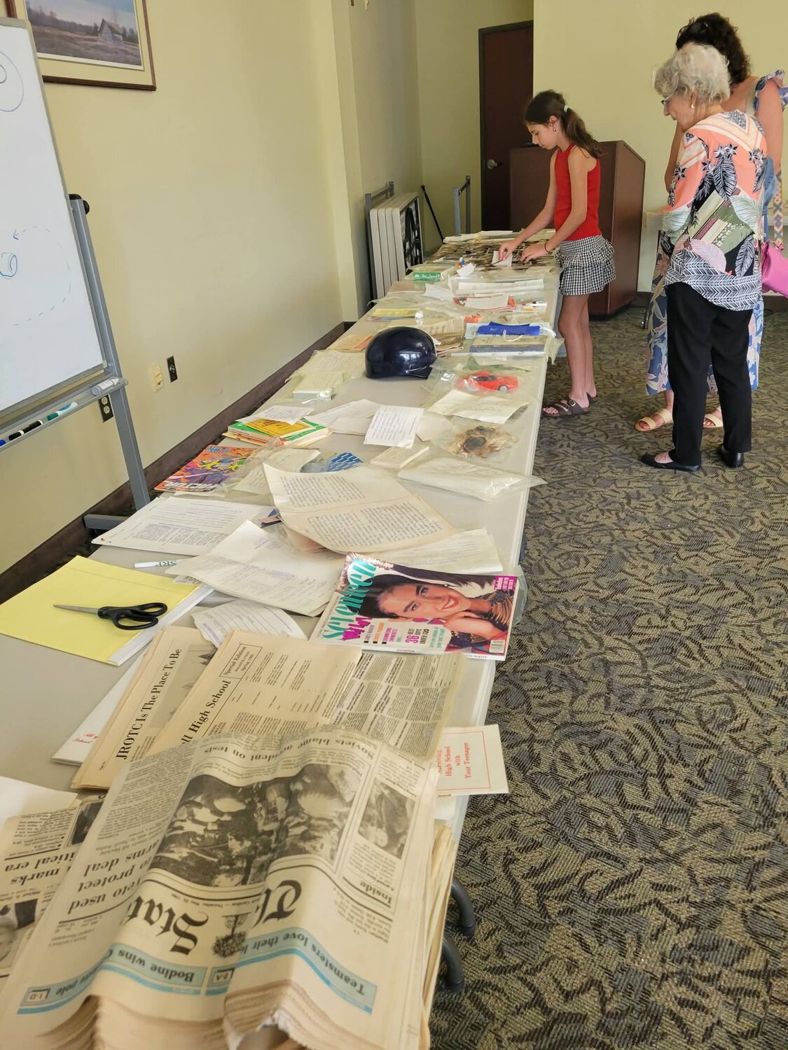 Lost time capsule opened after 40 years - The People Sentinel