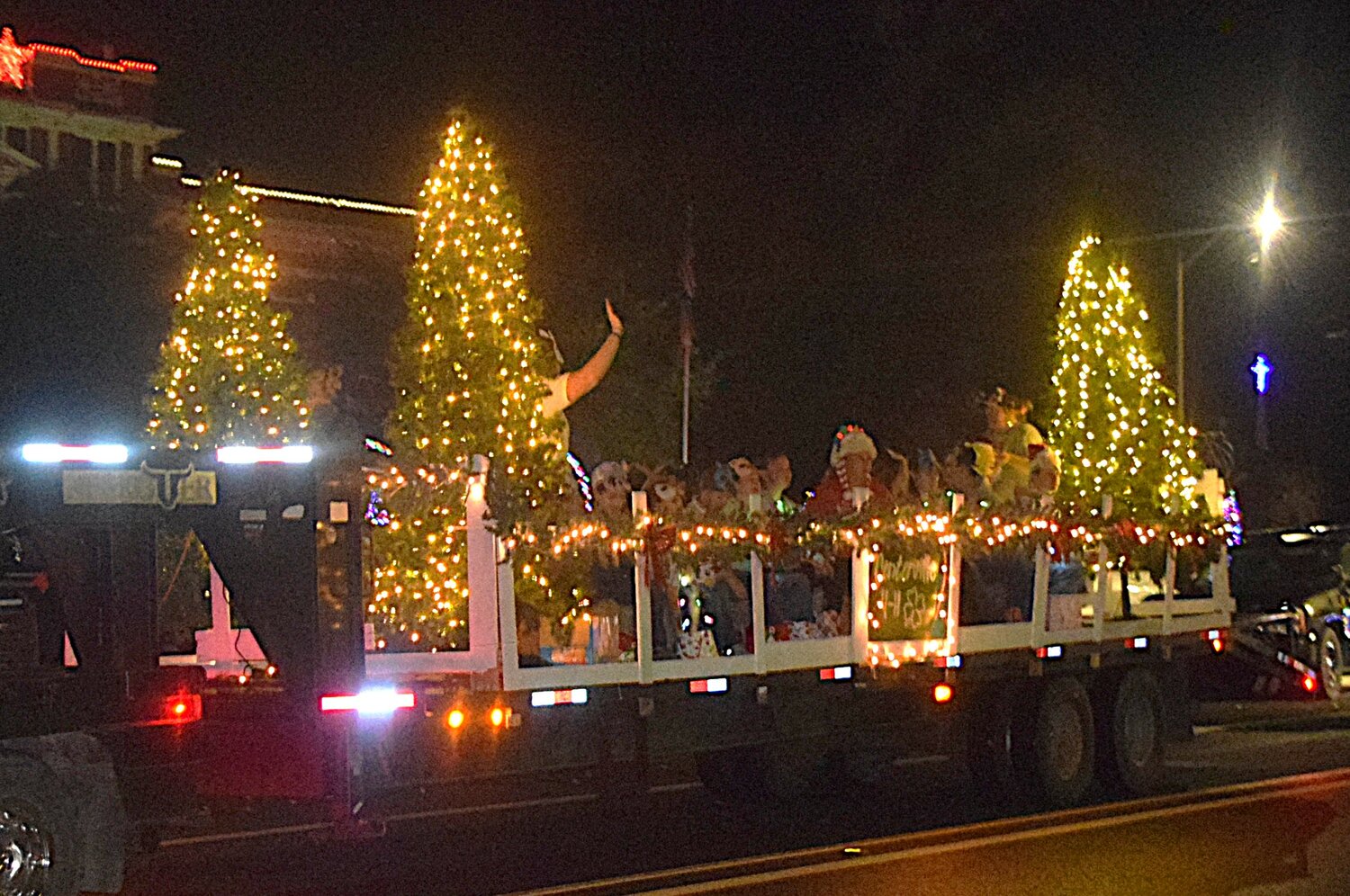 Groveton becomes holiday central - Trinity County News-Standard