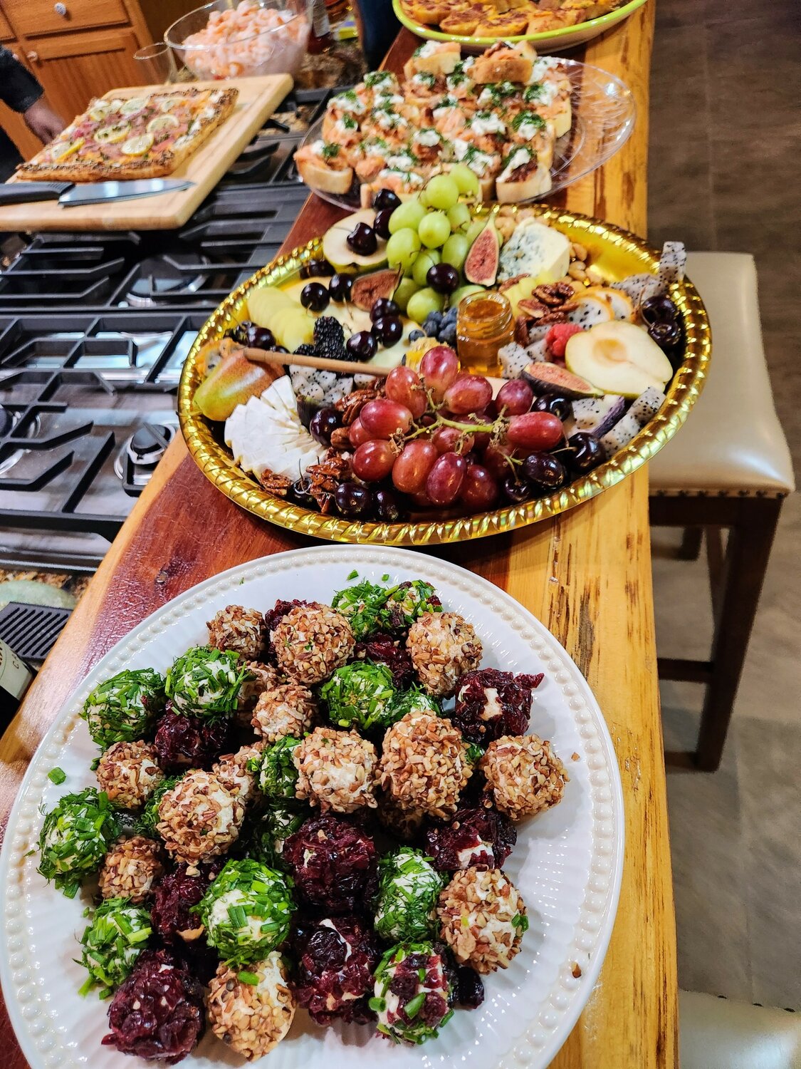 Holiday eating fit for royalty - Tyler County Booster
