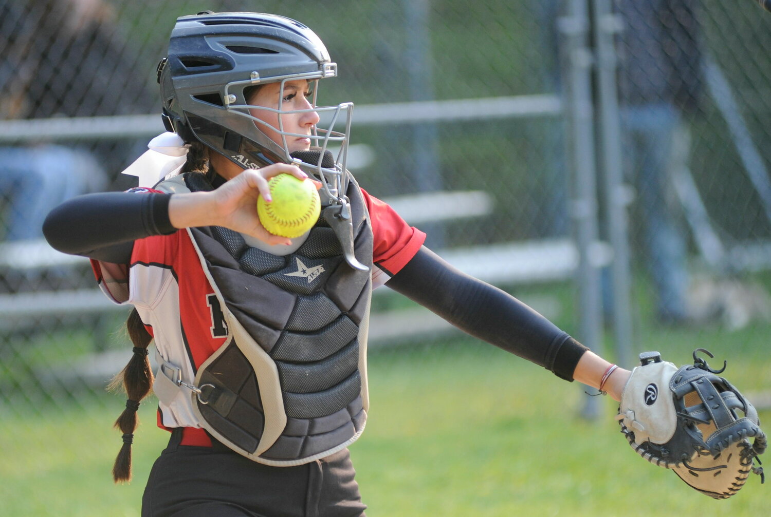 Raiders romp in end-of-regular-season slugfest | The River Reporter