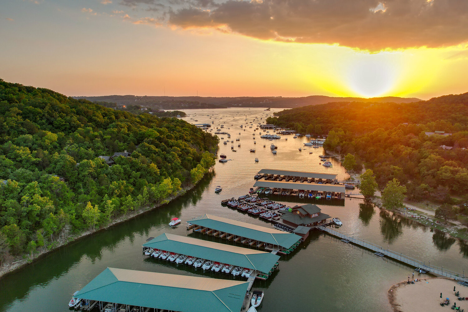 Big Cedar acquires destination resort lease for Bent Hook Marina ...