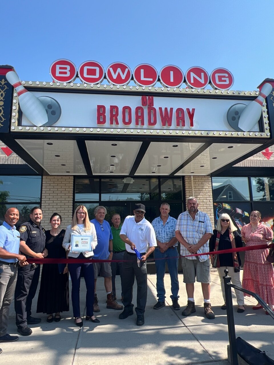 Bowling rolls onto Broadway - Sullivan County Democrat