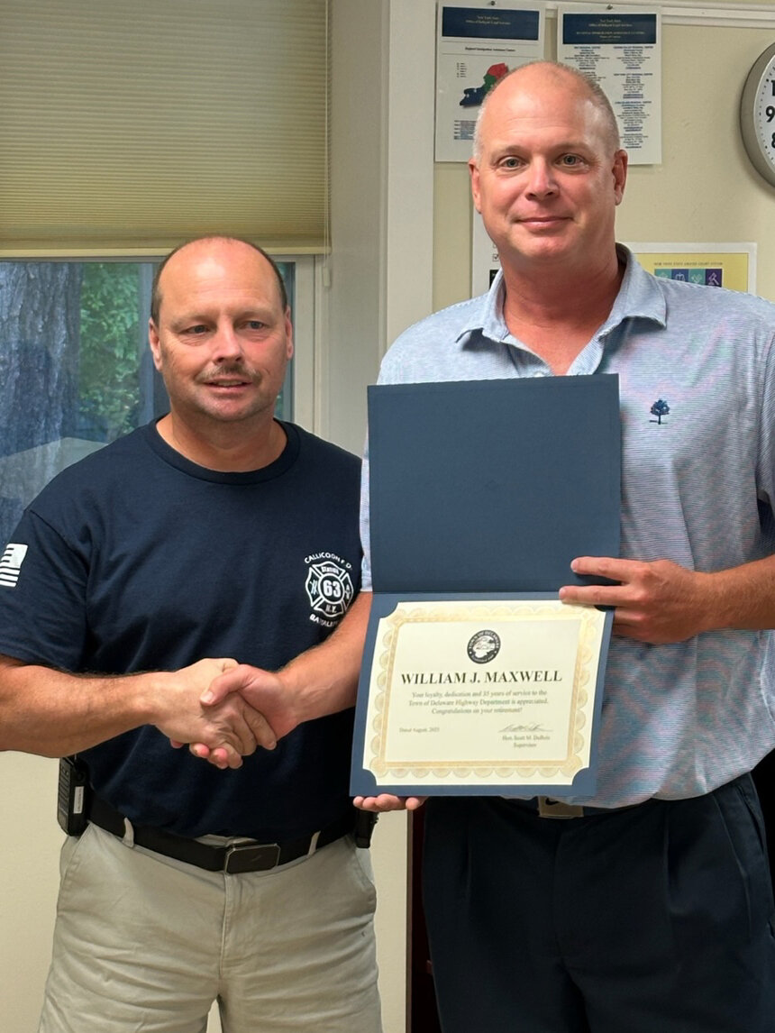 Town of Delaware honors retirees - Sullivan County Democrat