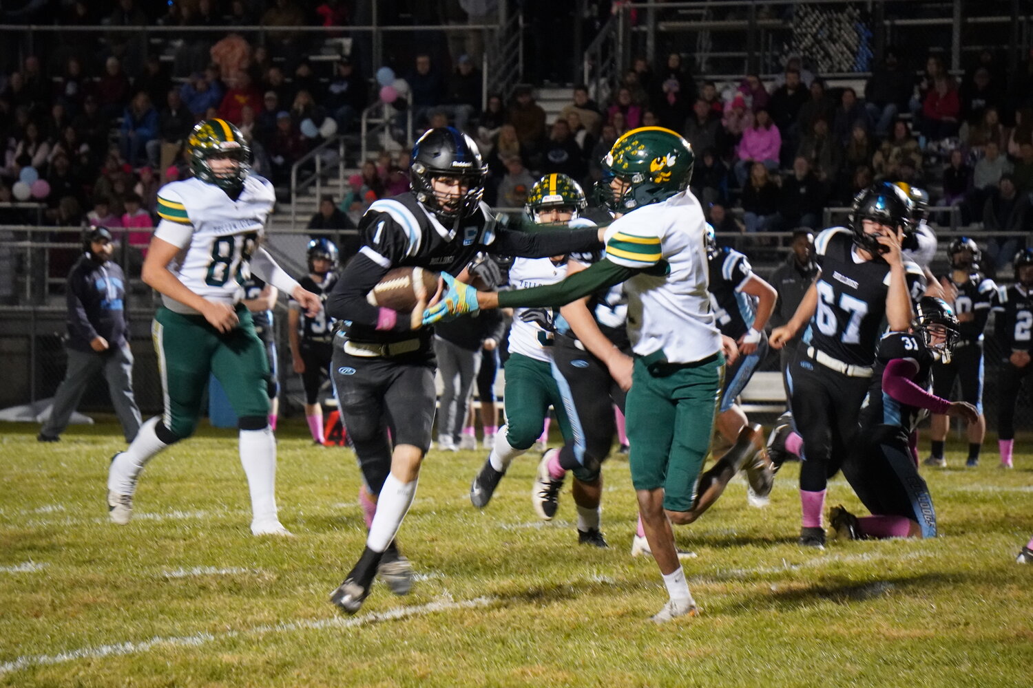 Victory is sweet: Bulldogs take down Yellowjackets in Friday night ...