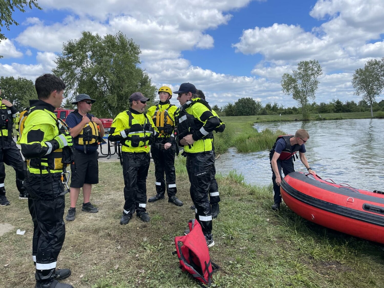 Joint water rescue training held at Clover Dell Lake | Sedalia Democrat