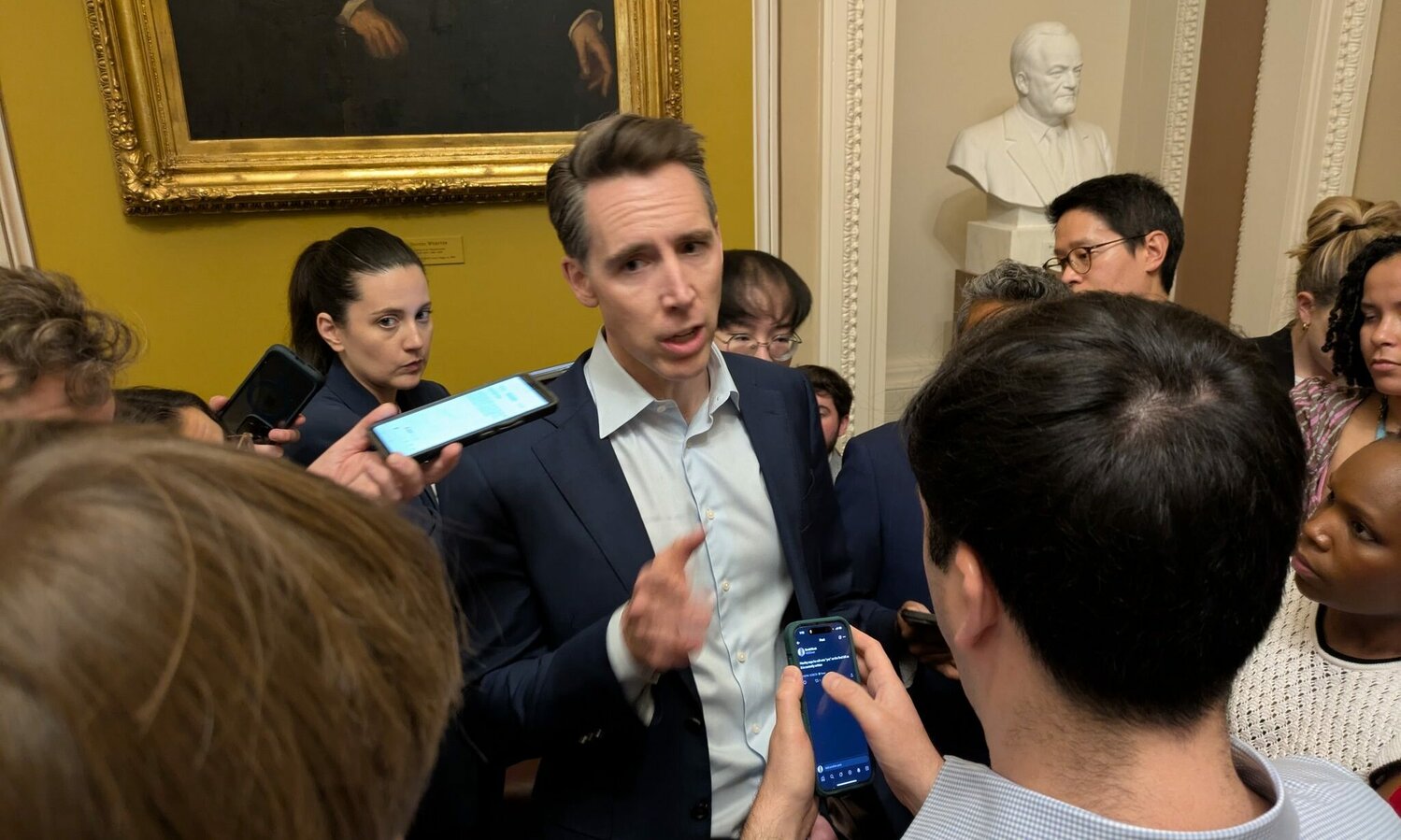 Josh Hawley calls on RFK Jr. to end Title X family planning funds to ...