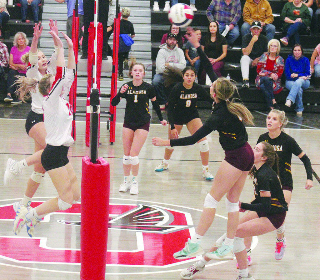 Centauri volleyball sweeps Alamosa - The Alamosa News
