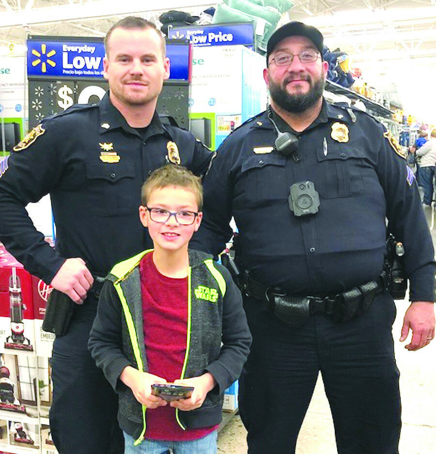 ‘Shop with a Cop’ provides annual gifts - The Alamosa News