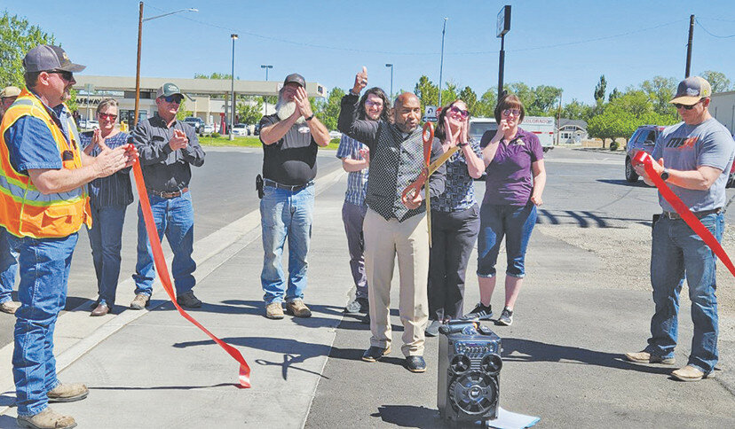 City council celebrates reconstruction of La Veta Ave. - The Alamosa News