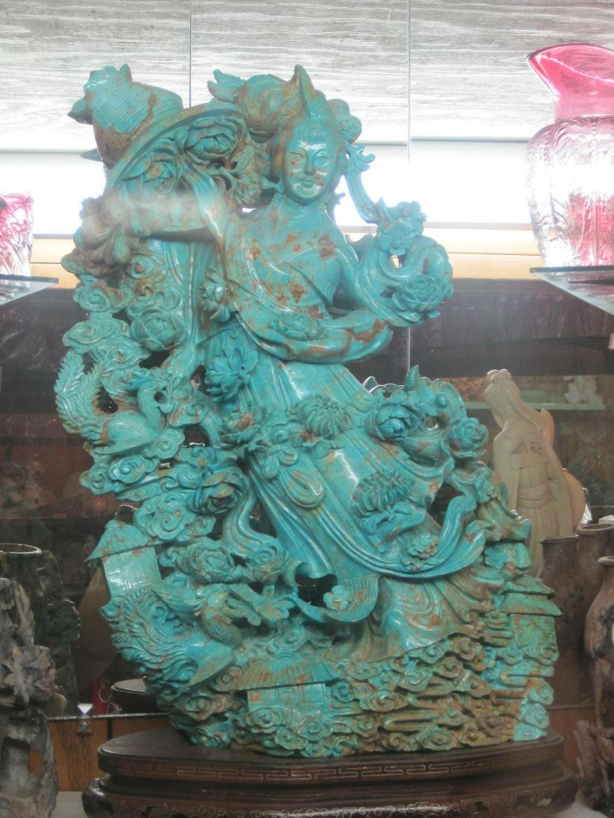 Day Trippin' A Collector’s Dream in Golden, Missouri - The Lake Sun